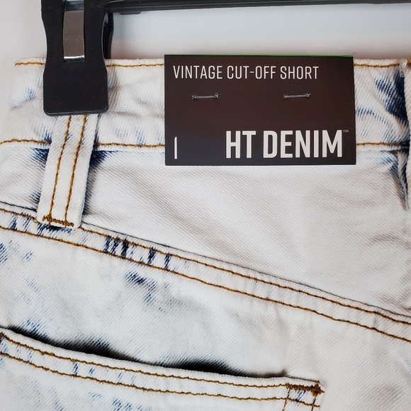 Hot Topic | Shorts | Ht Hot Topic Ultra High Rise Acid Wash Vintage Cut ...